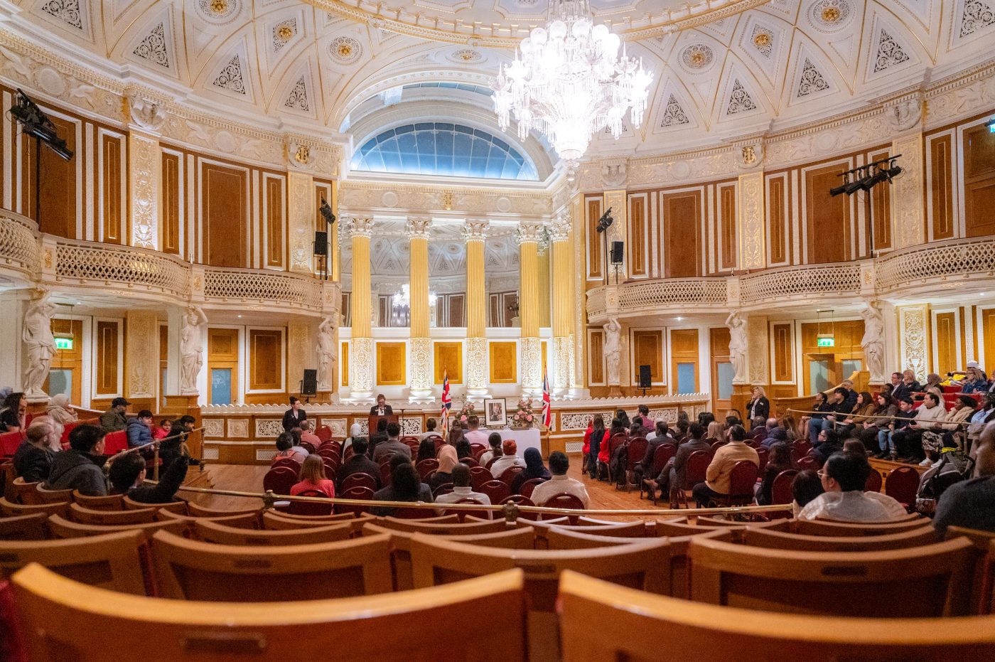 Liverpool Welcomes 50 New Citizens on St George’s Day - Liverpool Express